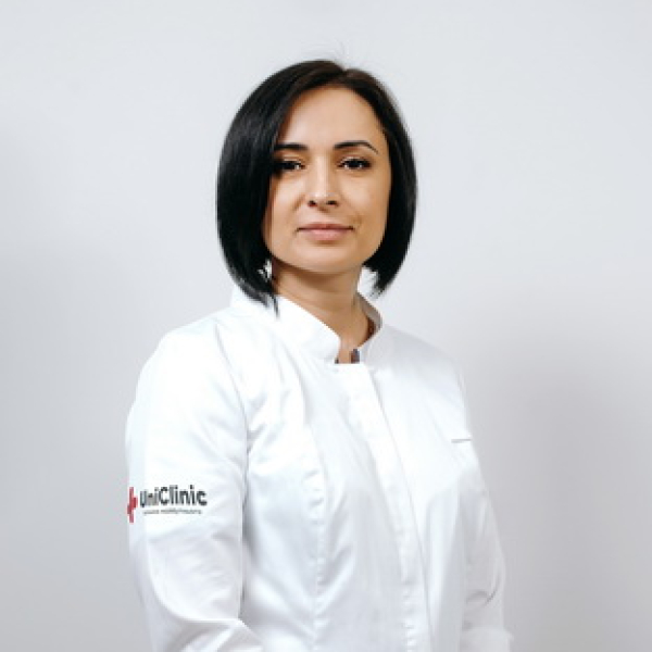 Смирнова Д.О.| Медичний директор| Запоріжжя| UniClinic| к.мед.н.